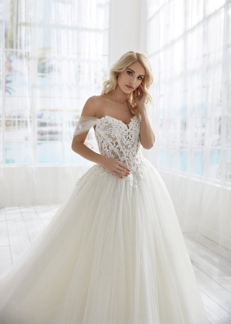 Basque Waist Wedding Dresses | Kleinfeld Bridal