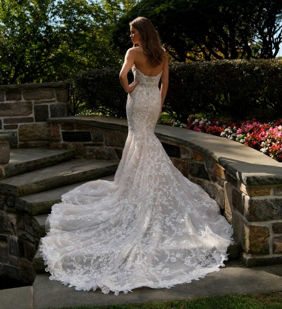 Strapless Lace Mermaid Wedding Dress With Sweetheart Neckline | Kleinfeld Bridal