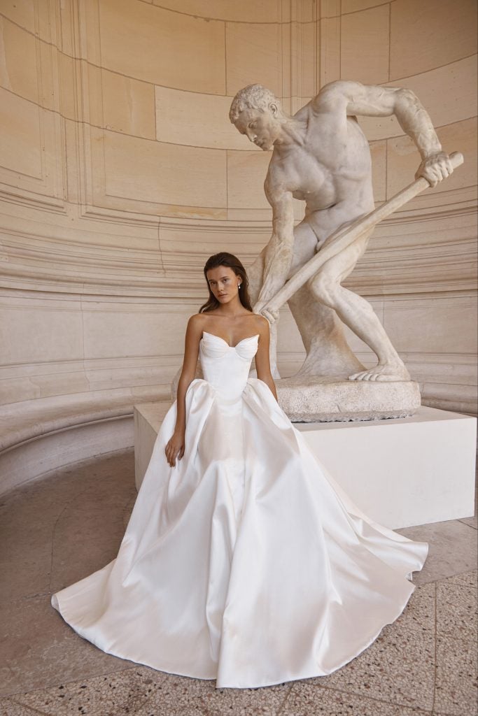 Chic And Modern Basque-Waist Ball Gown | Kleinfeld Bridal