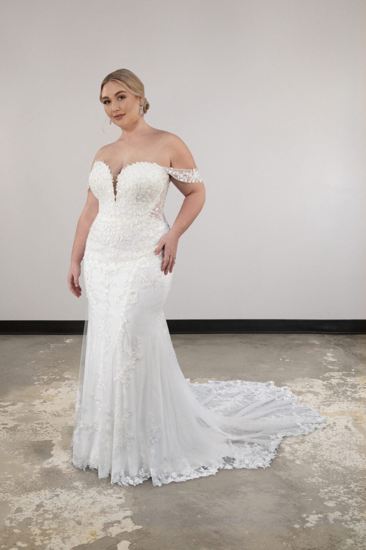 Plus-Size Fit-and-Flare Wedding Dress | Kleinfeld Bridal
