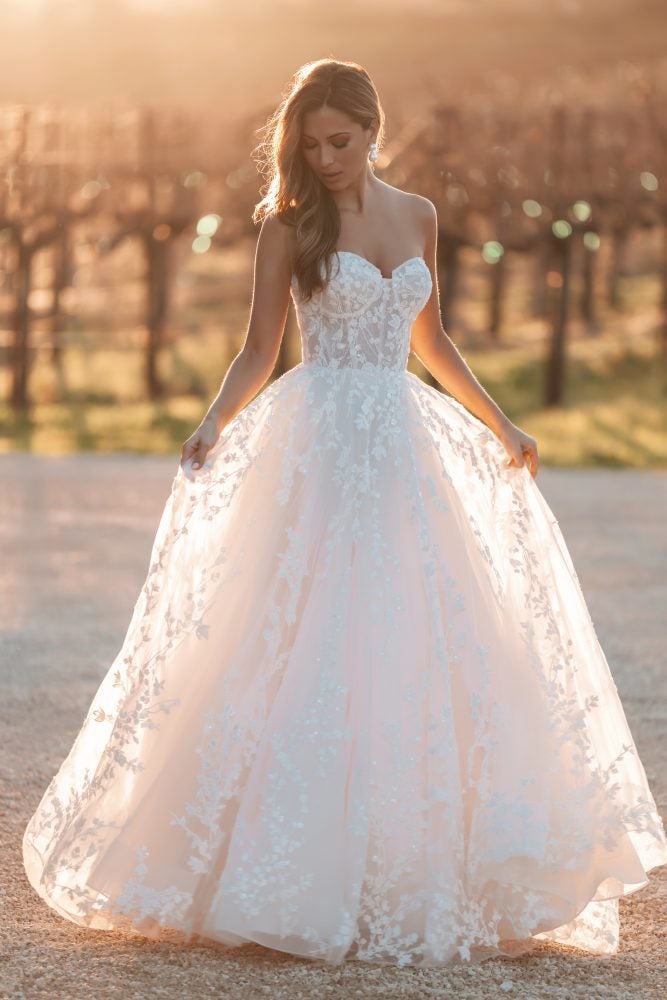 Romantic Ball Gown with Buttons | Kleinfeld Bridal
