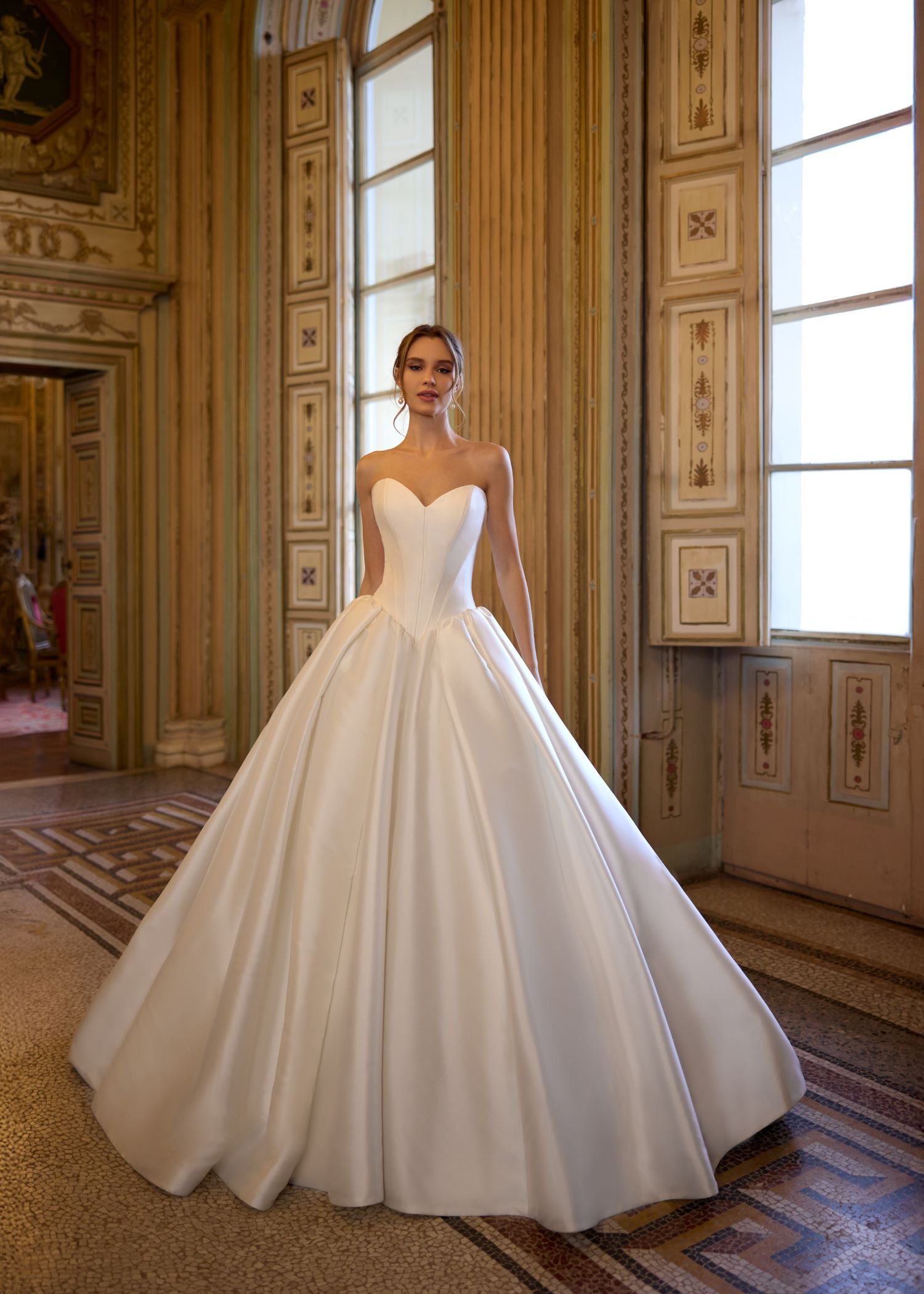 Chic And Classic Basque-Waist Ball Gown With Buttons | Kleinfeld Bridal